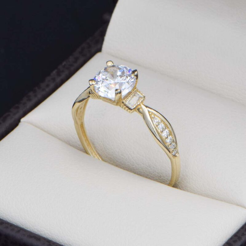 Anillo de compromiso de Oro 14k con zirconias | Joyería Alahas